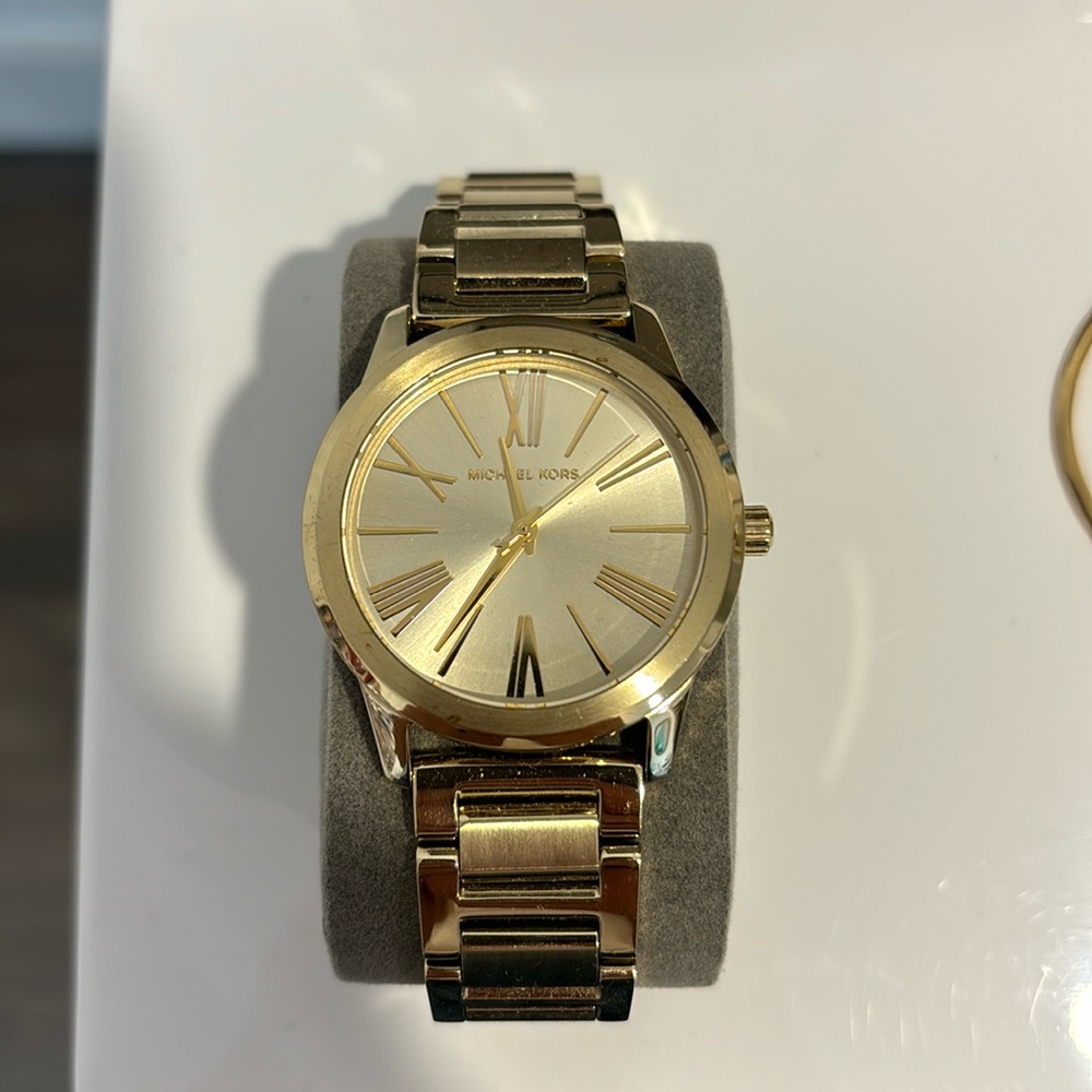 Michael Kors Gold “Slim Runway” Watch - Gem